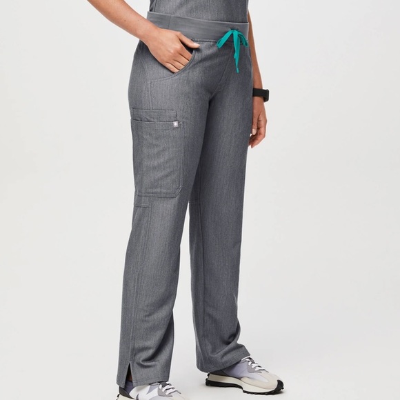 Figs | Pants & Jumpsuits | New Figs Kade Cargo Pants | Poshmark